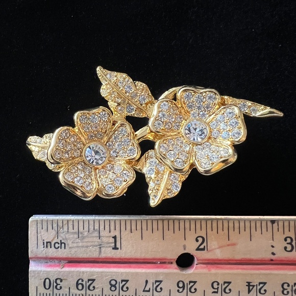Joan Rivers | Jewelry | Vintage Joan Rivers Gold Tone Swarovski Crystal ...
